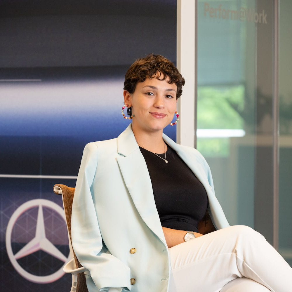 Mercedes-Benz Customer Assistance Center