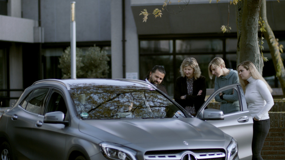 Mercedes-Benz Customer Assistance Center